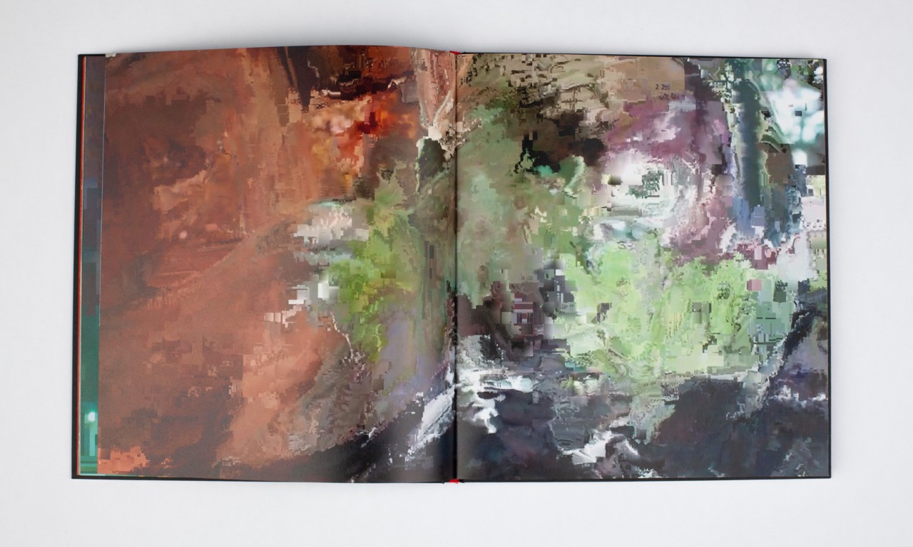studio timgruetzner.com — artist book “REIN/RAUS”