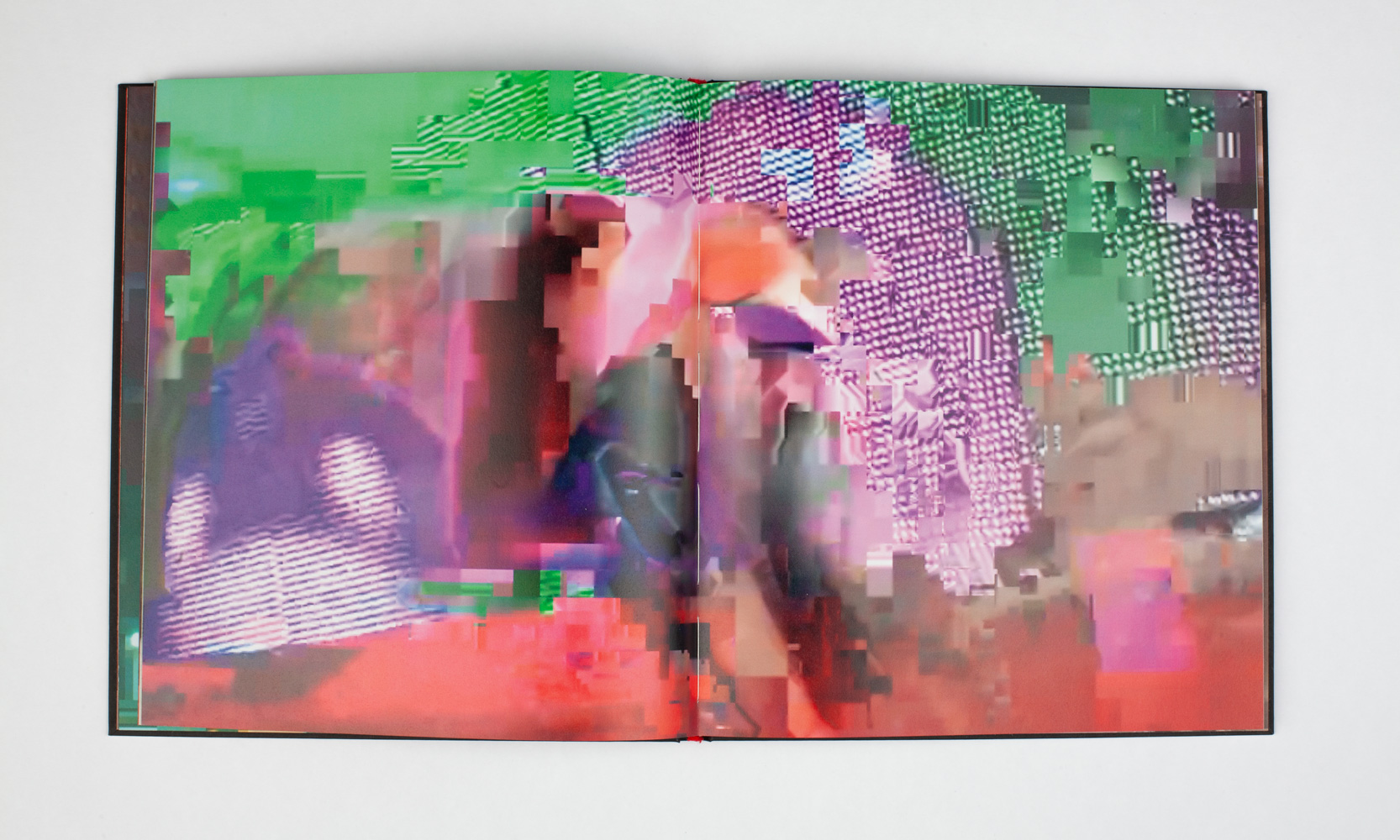 studio timgruetzner.com — artist book “REIN/RAUS”